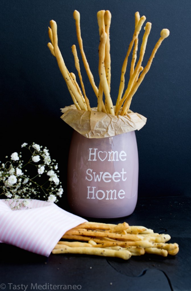 Olive Oil & Chia Grissini: Crispy Breadsticks – Tasty Mediterraneo