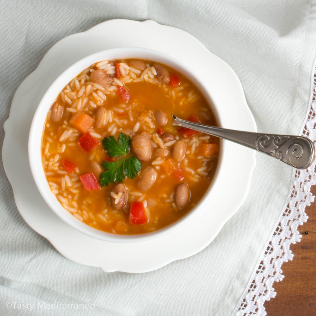 Mediterranean pinto bean & rice soup – Tasty Mediterraneo