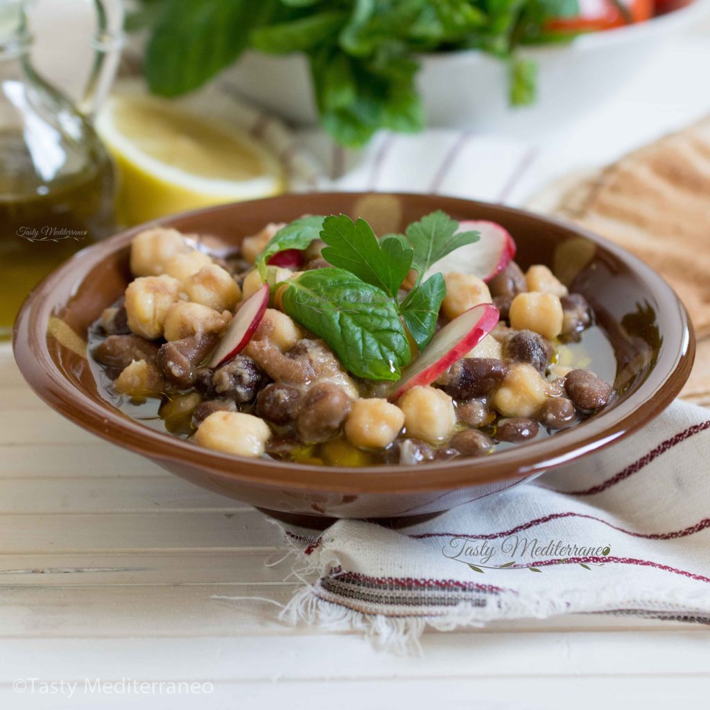 Lebanese foul moudammas with chickpeas – Tasty Mediterraneo