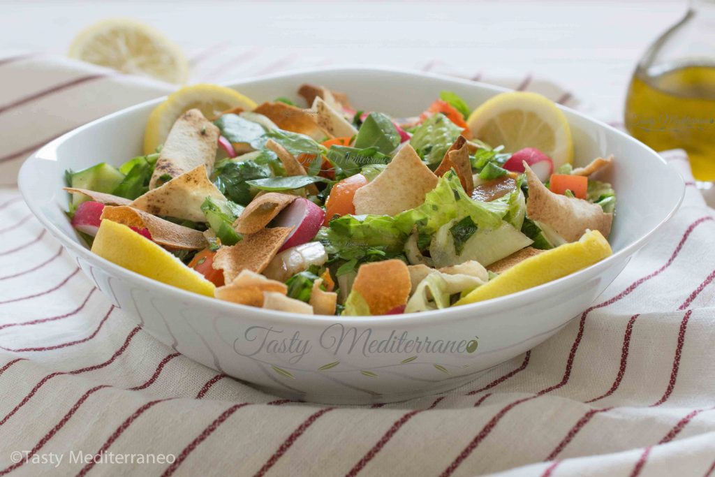 Salade Fattouche libanaise – Tasty Mediterraneo